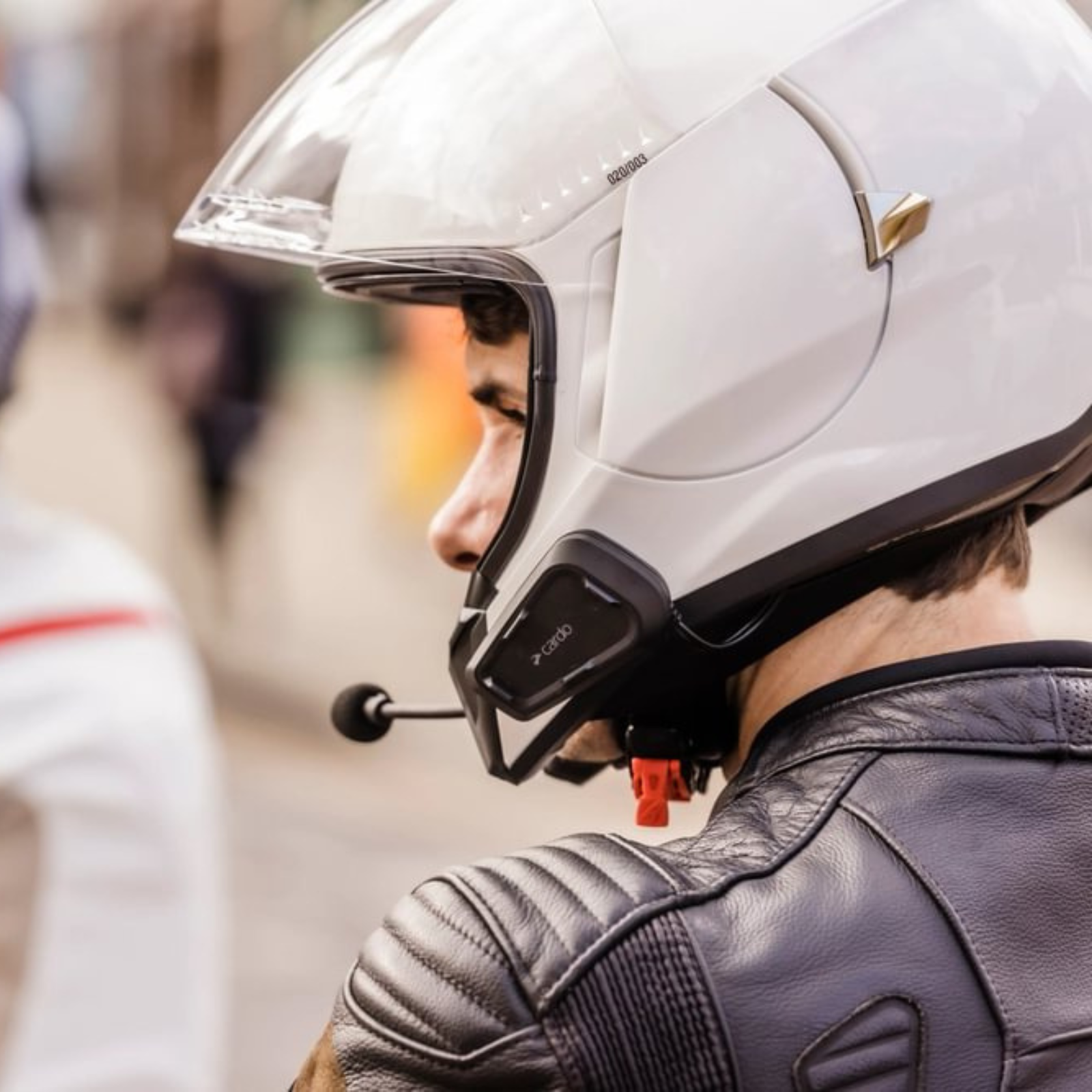 Cardo Spirit HD - Helmet House