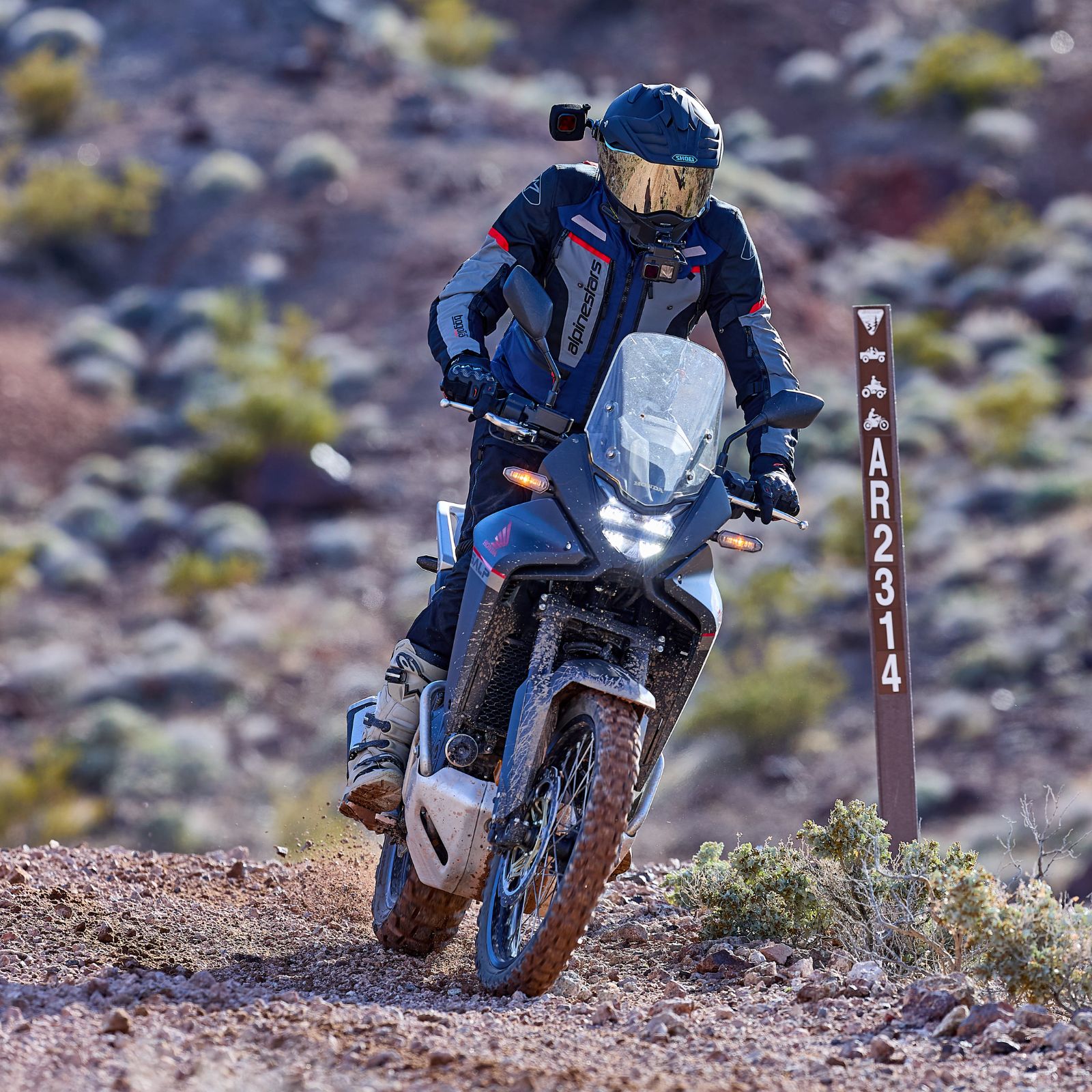 SHOEI Hornet X2 – SHOEI® Helmets USA