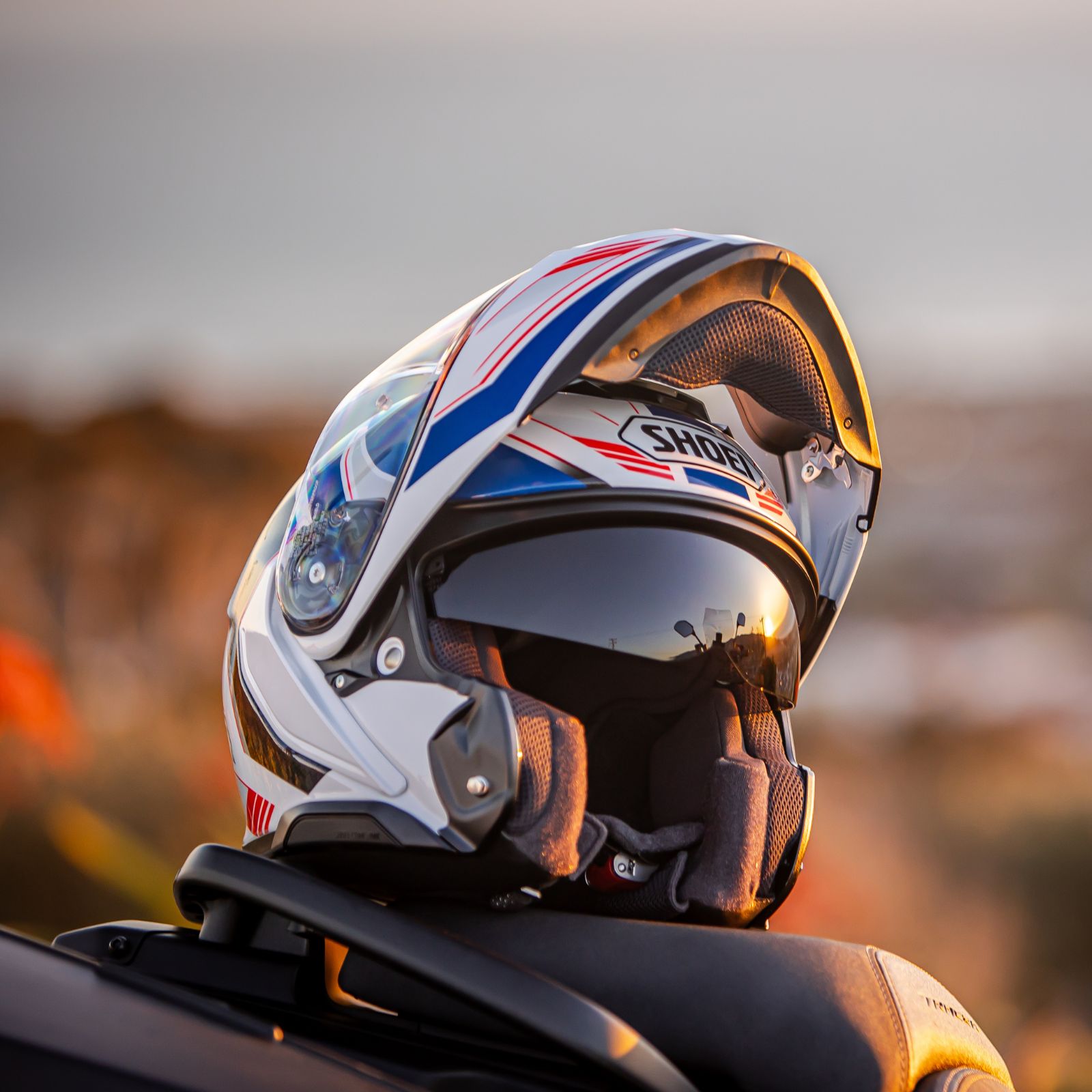 SHOEI Neotec 3 Grasp - Helmet House