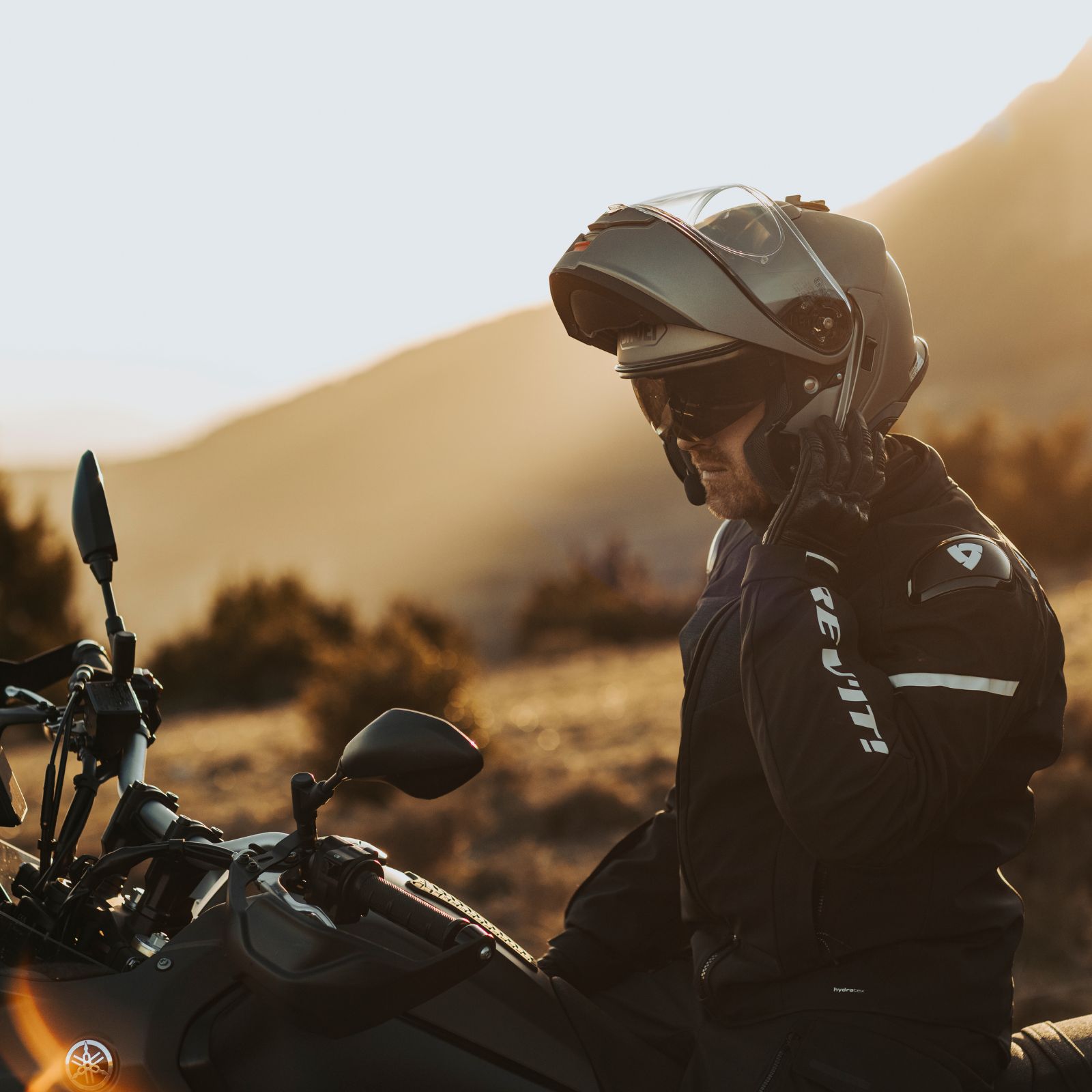 SHOEI Neotec 3 - Helmet House