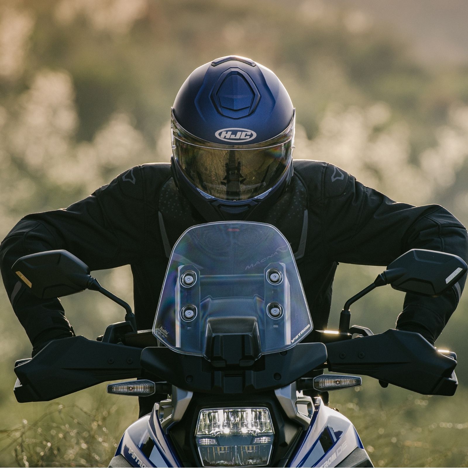 HJC i91 - Helmet House