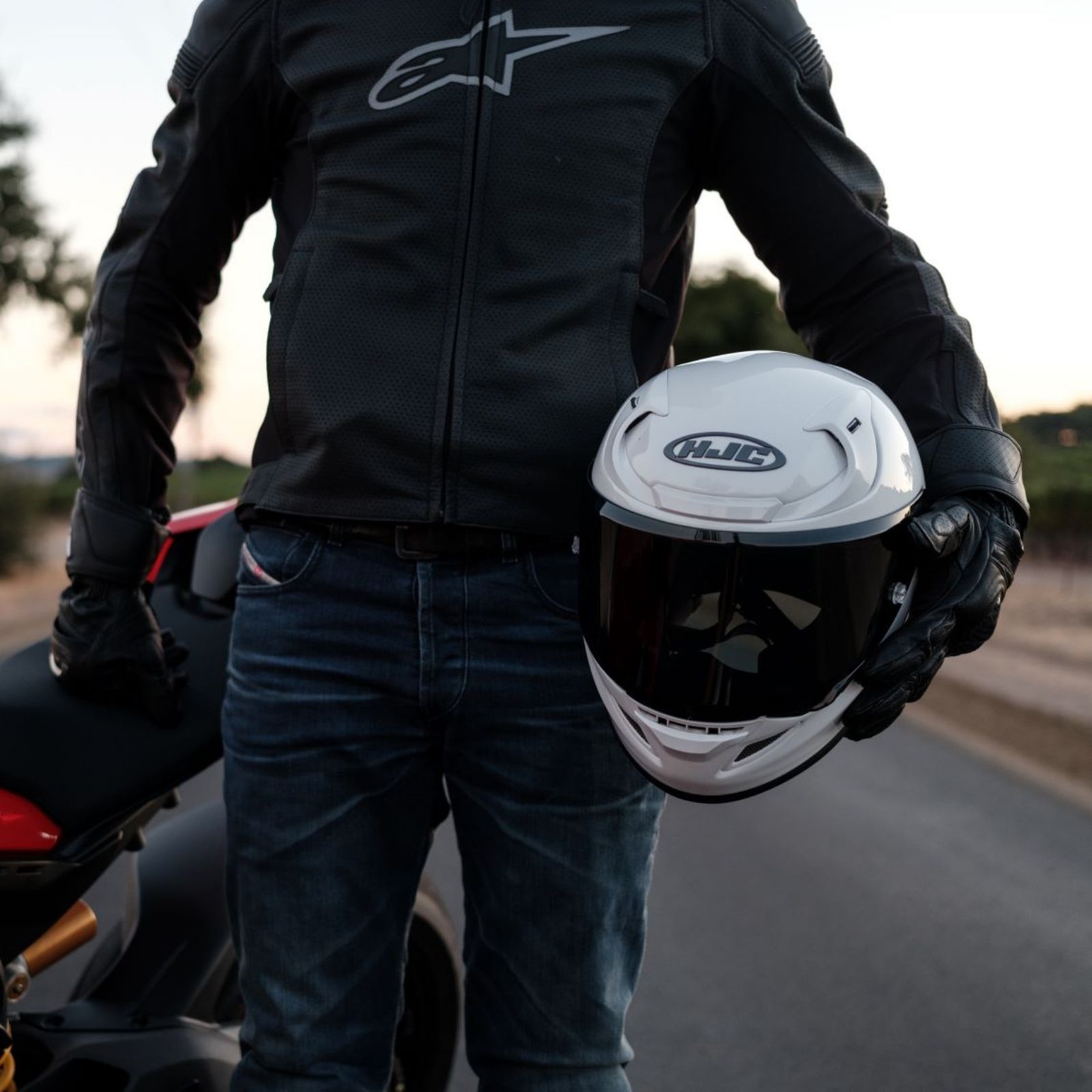 HJC RPHA 12 - Helmet House