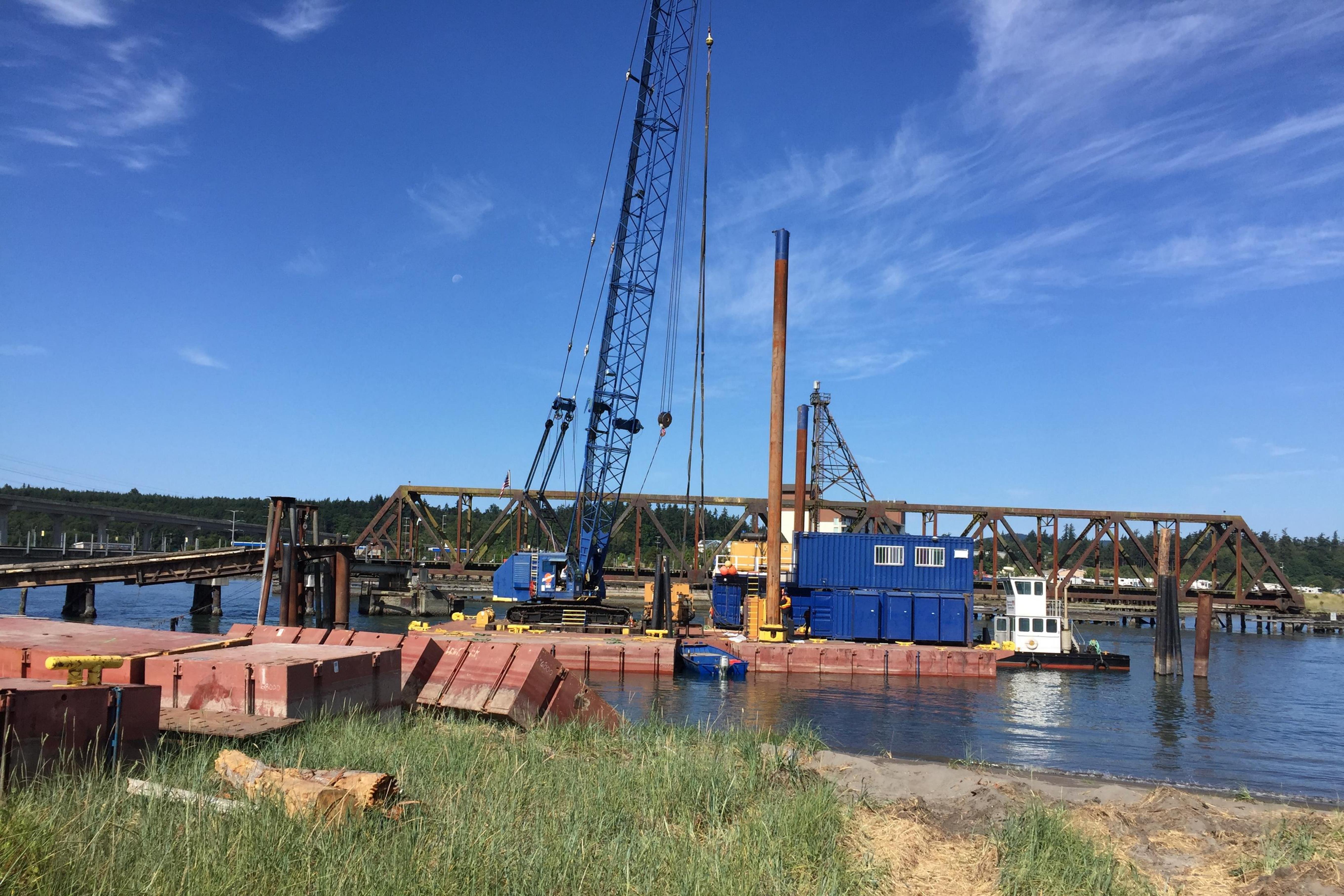 Cranes & Derrick Barges | Conventional Crawler Cranes