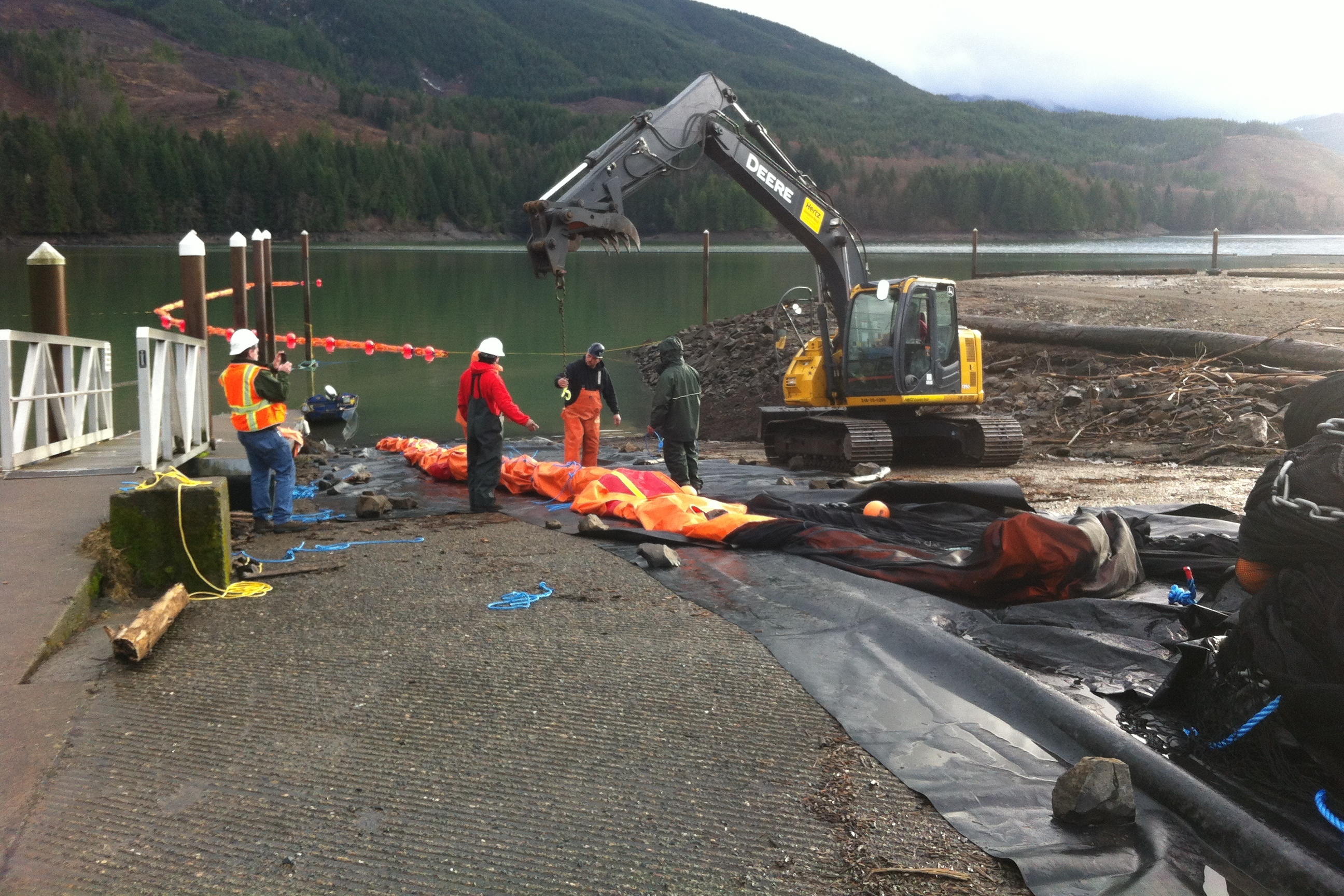 Marine Accessories | Floating Debris Curtains/Booms & Polyform Bouys